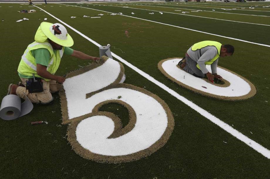 Cole on Cutting Edge with New Turf - AstroTurf